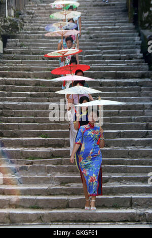 Liping, China's Guizhou Province. 21st Aug, 2016. Models present Han ...