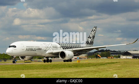 Airbus A350 taking off at Farnborough UK Stock Photo - Alamy