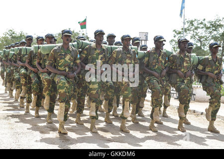 The Somali National Army’s DANAB Special Commando unit marches during ...