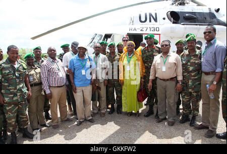 AMISOM and African Union delegation pose for a group photo after a ...