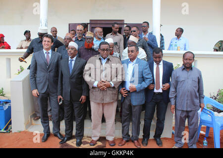 Somali officials including Sharif Hassan Sheikh Adan, Hassan Ali Khayre ...