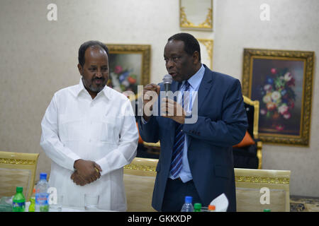 From left to right Somali Ambassador Mohamed Mohamoud Handule Russian ...