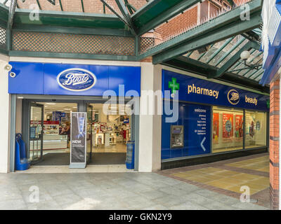 Boots Retail Outlet, Exeter City Centre, Devon Stock Photo: 115403998 ...
