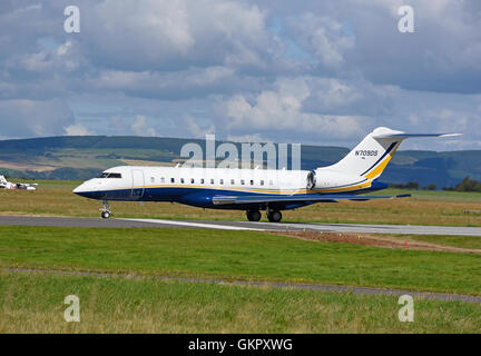 Bombardier Global 5000 is an ultra long range corporate and VIP high ...