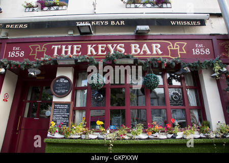 Keys Bar Pub; St Andrews; Fife; Scotland; UK Stock Photo - Alamy