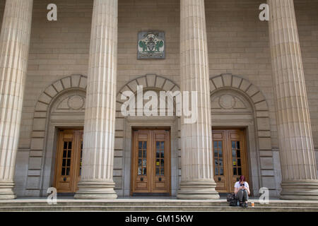 Caird Hall, Dundee, Scotland Stock Photo - Alamy