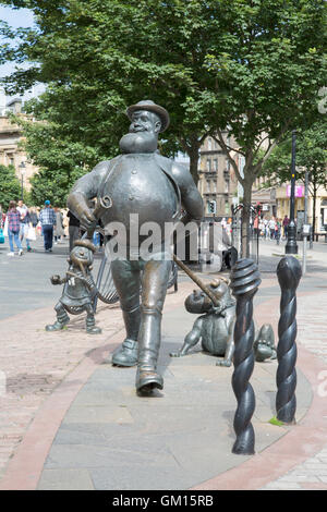 Statue of Desperate Dan and Dawg from the Dandy Comic, City Square ...