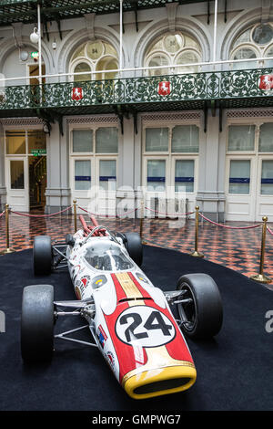 Interior of the Hop Exchange, 24 Southwark Street, London, SE1 Stock ...