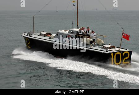 Type 100 class High Speed Launch, RAF HSL 102, Gunwharf Quays ...