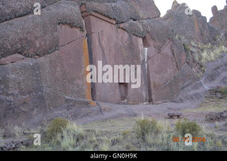 Amaru Meru,Gates to the Gods, Stargate, Peru Stock Photo - Alamy