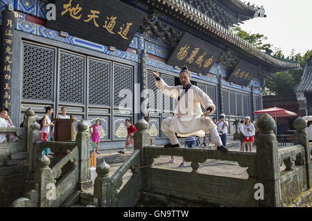 Shiyan, Shiyan, China. 29th Aug, 2016. Shiyan, CHINA- August 21 2016 ...