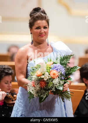 Opera singer Anna Netrebko performs during the German game show "Wetten ...
