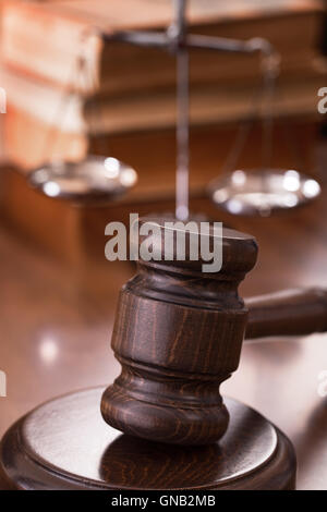 Scales of justice, gavel and law books Stock Photo - Alamy