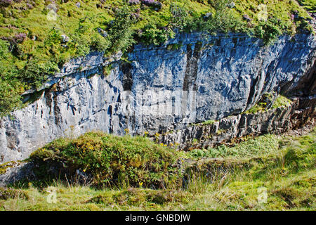 Hull Pot, Yorkshire Dales Stock Photo - Alamy