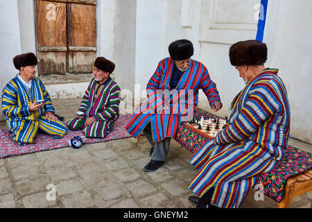 Men playing chess in outdoor thermal pools, Szechenyi Baths, Varosliget ...