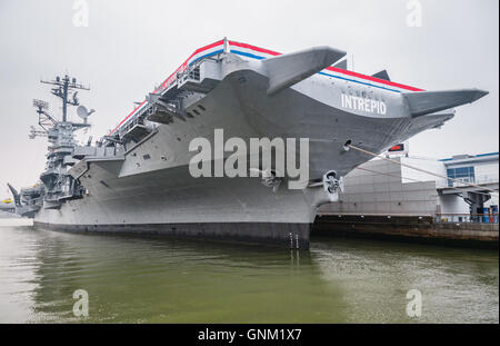 The USS Intrepid navy ship, an aircraft carrier, located at the ...