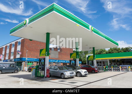 PB Service Station. Shepperton High Street, Shepperton, Surrey, England ...