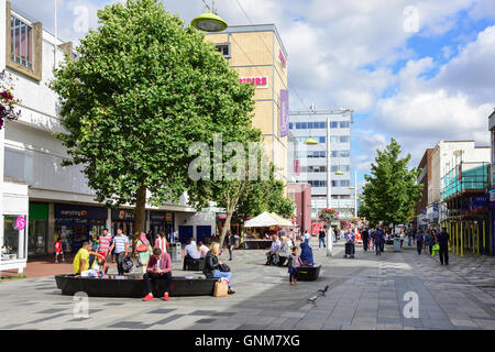 Pedestrianised Slough High Street, Slough, Berkshire, England, United ...