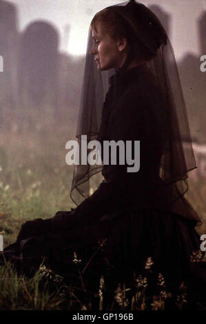 Julia Roberts Film Mary Reilly (1996) Characters: Mary Reilly Director ...