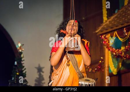 Parvathy Baul, Bengali folk singer, India performing at Sivananda ...