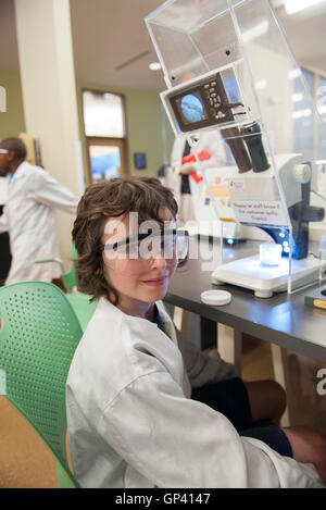 INTERACTIVE EDUCATION Child (teen) at the museum of science and ...