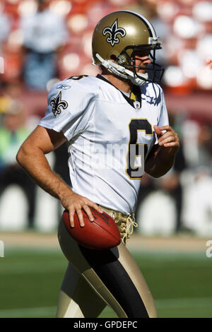 San Francisco 49ers punter Thomas Morstead (7) kicks the ball during an ...
