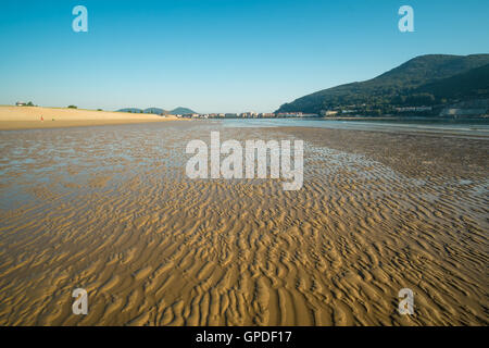Northern Spanish Laredo resort beach at low tide Stock Photo - Alamy