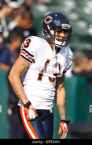 Chicago Bears wide receiver Johnny Knox (13) is seen during warmups ...