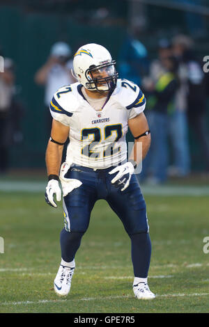 San Diego Chargers players come off the field after warm-ups before an ...