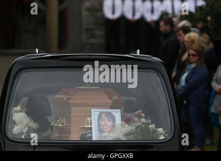 The herse carrying the coffin of Clodagh Hawe arrives at Saint Mary's ...