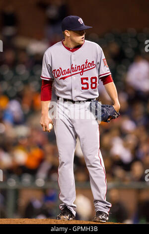 Washington Nationals relief pitcher Drew Storen (58) pitches in the 6th ...