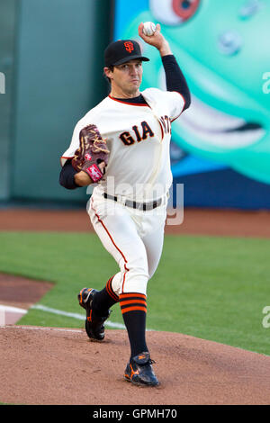 San Francisco Giants starting pitcher Conner Menez (51) walks through ...