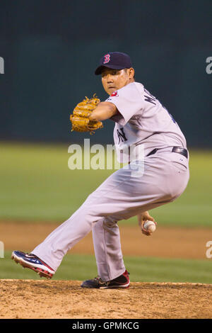 Boston Red Sox starting pitcher Eduardo RodrÃguez (57) works against ...