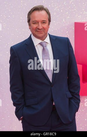 Neil Pearson Actor stars in BBC TV series X Files Stock Photo - Alamy