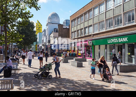 Summer shoppers in Croydon town centre pedestrianised shopping street ...