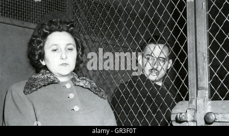 Julius and Ethel Rosenberg, March 1951 Stock Photo - Alamy