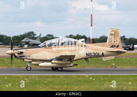 Hawker Beechcraft (Raytheon) AT-6B ‘Wolverine’ light attack aircraft ...