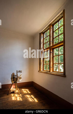 Rooms With A Spinning Wheel Stock Photo - Alamy