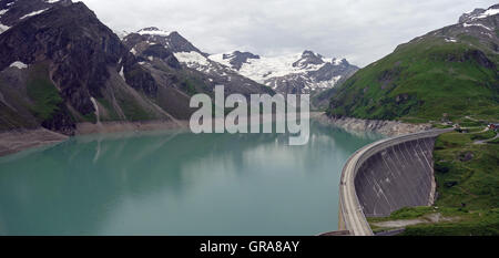 Mooserboden dam and reservoir, Kaprun, Zell am See, Salzburg, Austria ...