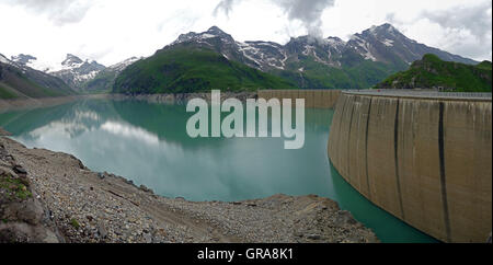 Mooserboden dam and reservoir, Kaprun, Zell am See, Salzburg, Austria ...