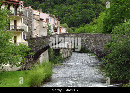 The village of Axat France Stock Photo - Alamy