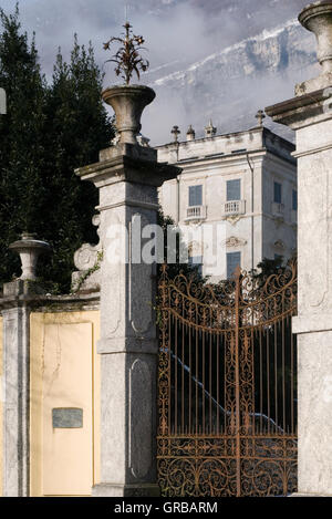 Lake Como, gate to the lake Stock Photo - Alamy