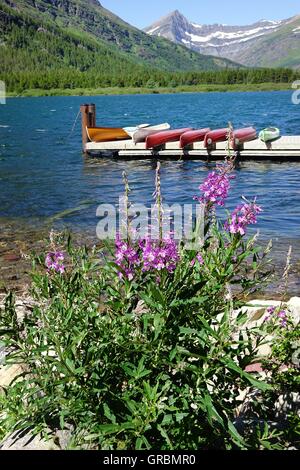 Boat dock at Many Glacier Lodge. Glacier National Park, Montana ...