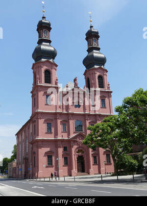 Church St. Peter / Mainz Stock Photo - Alamy