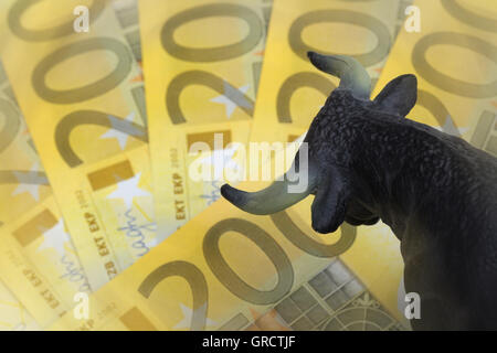 Bull With Euro Bills Stock Photo - Alamy