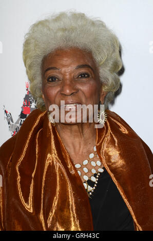 Nichelle Nichols at the "Unbelievable!!!" Premiere and Star Trek 50th ...