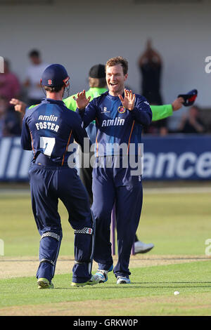 Delight for Tim Phillips of Essex as he claims the wicket of Sean ...