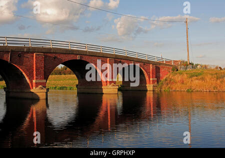 Tattershall Bridge & River Witham, Tattershall, Lincolnshire Stock ...