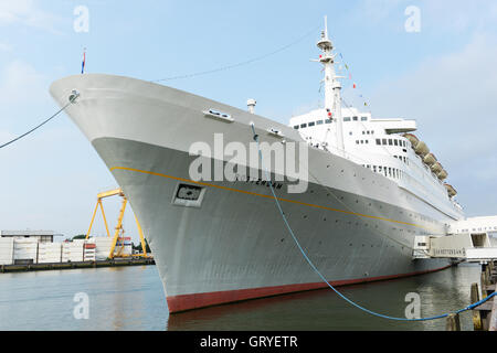 The SS Rotterdam Cruise ship serves as a hotel and museum Stock Photo ...