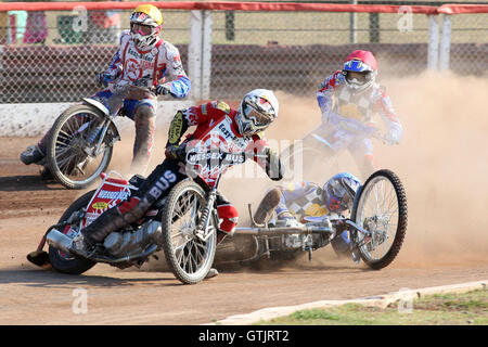 Heat 9: Webster (white), Hopwood (falling), Mason (red) and Sarjeant ...